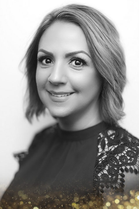 MEET OUR TRAINERS – MARILYN DELGADO • Elleebana USA OFFICIAL®